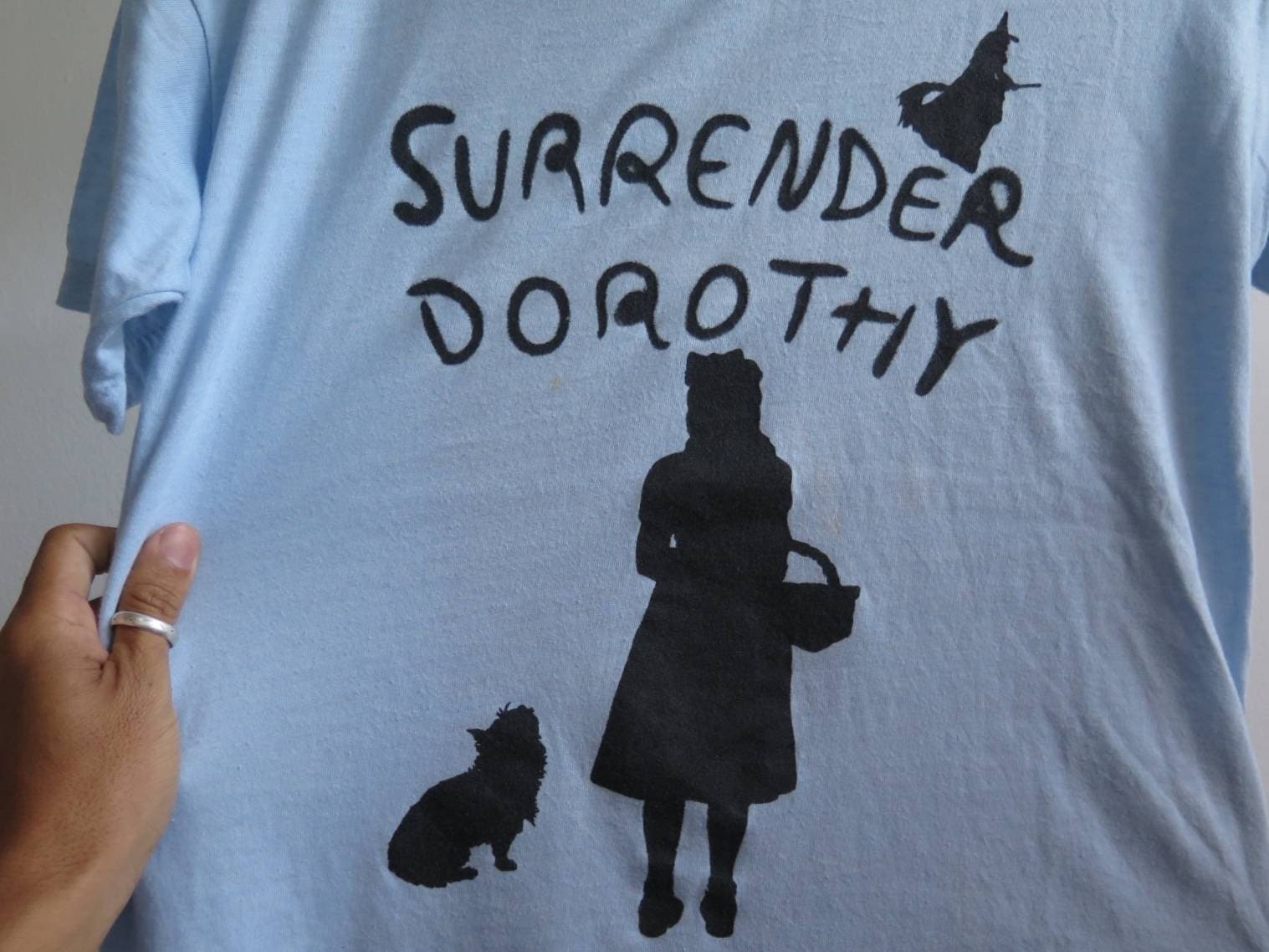 Vintage Surrender Dorothy T Shirt 80s 90s the Wizard of Oz Stanley ...