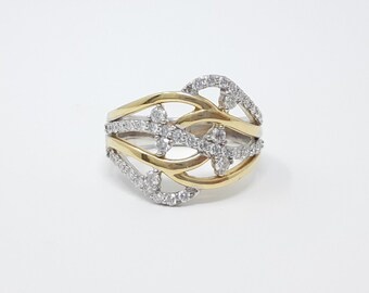 Hand Made in Canada 3 Stone Canadian Diamond Engagement Ring - Etsy