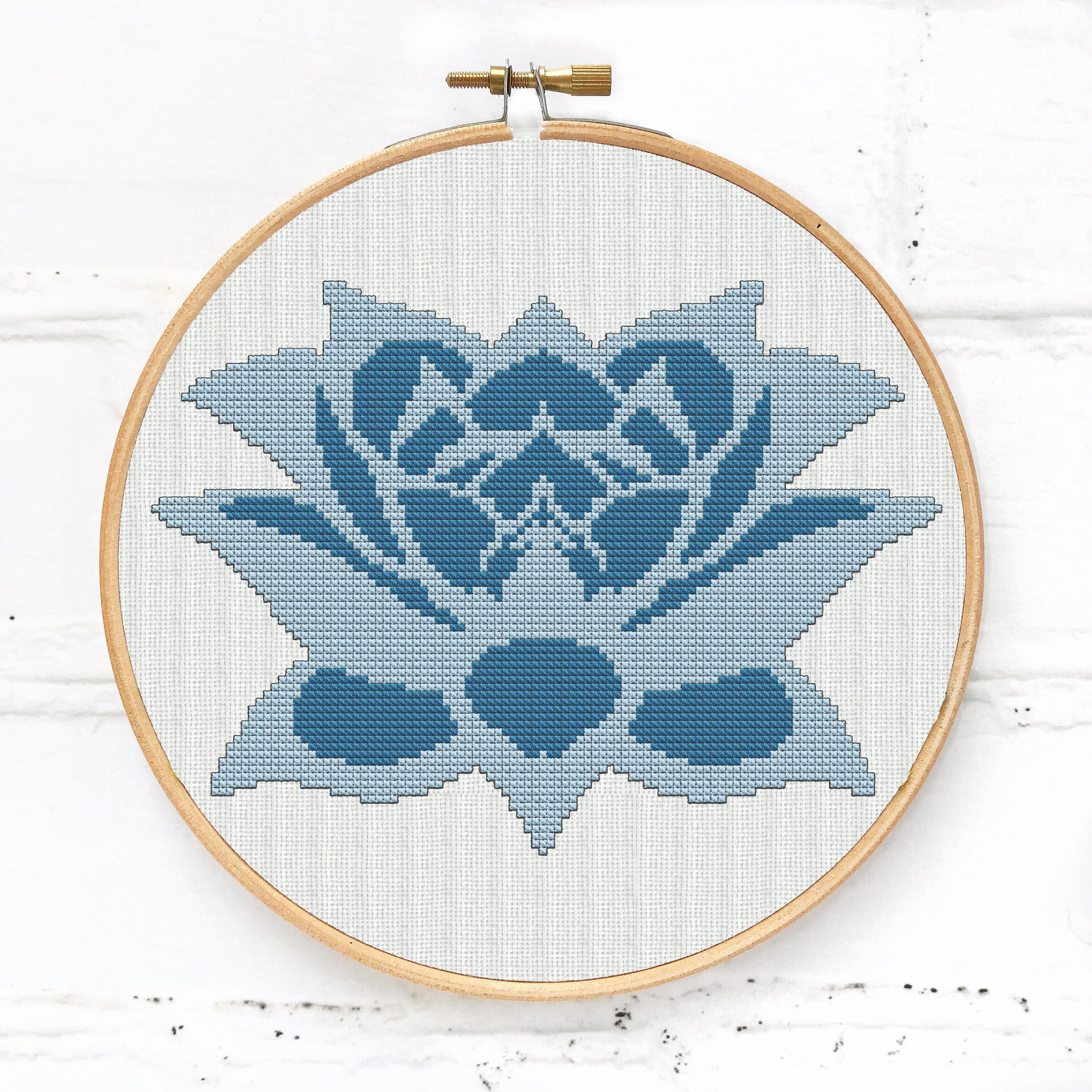 Blue Lotus Cross Stitch Pattern PDF for Flower Embroidery Hoop - Etsy