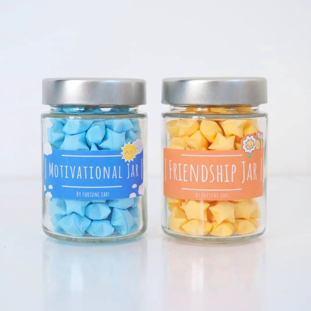 Friendship Jar, Paper Stars in a With Quotes for Friends, Work ...
