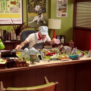 Community Tv Show Poster, Greendale Community College Map, Greendale ...