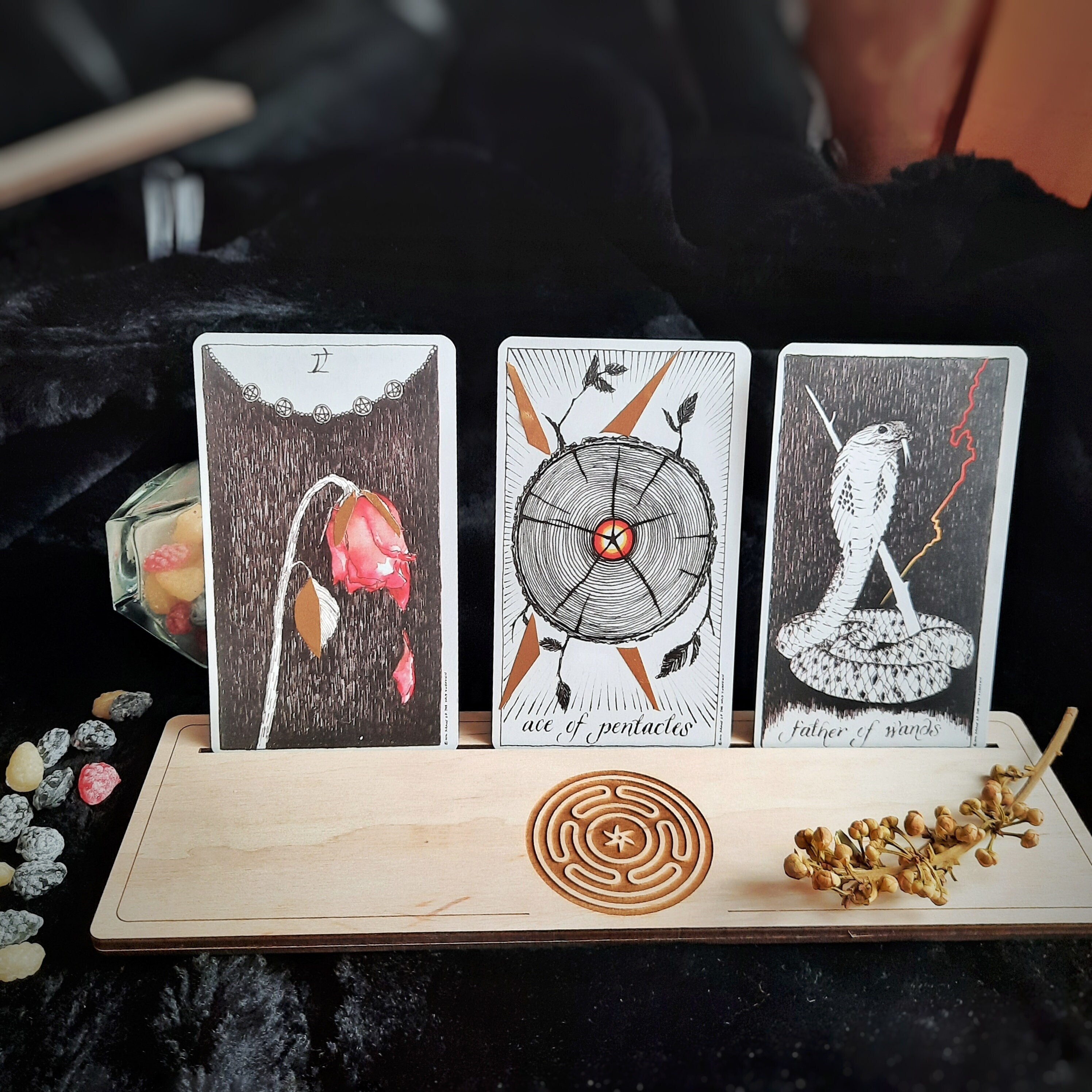 Tarot Card Stand HECATE Tarot Card Holder Tarot Card of the - Etsy