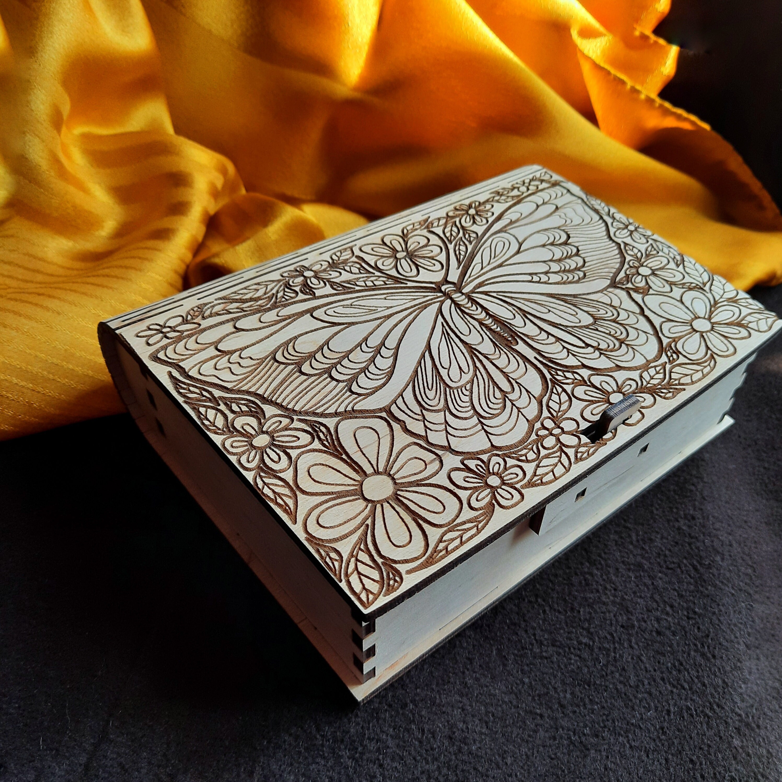 Tarot Wood Box BUTTERFLY Oracle Card Box Tarot Storage - Etsy