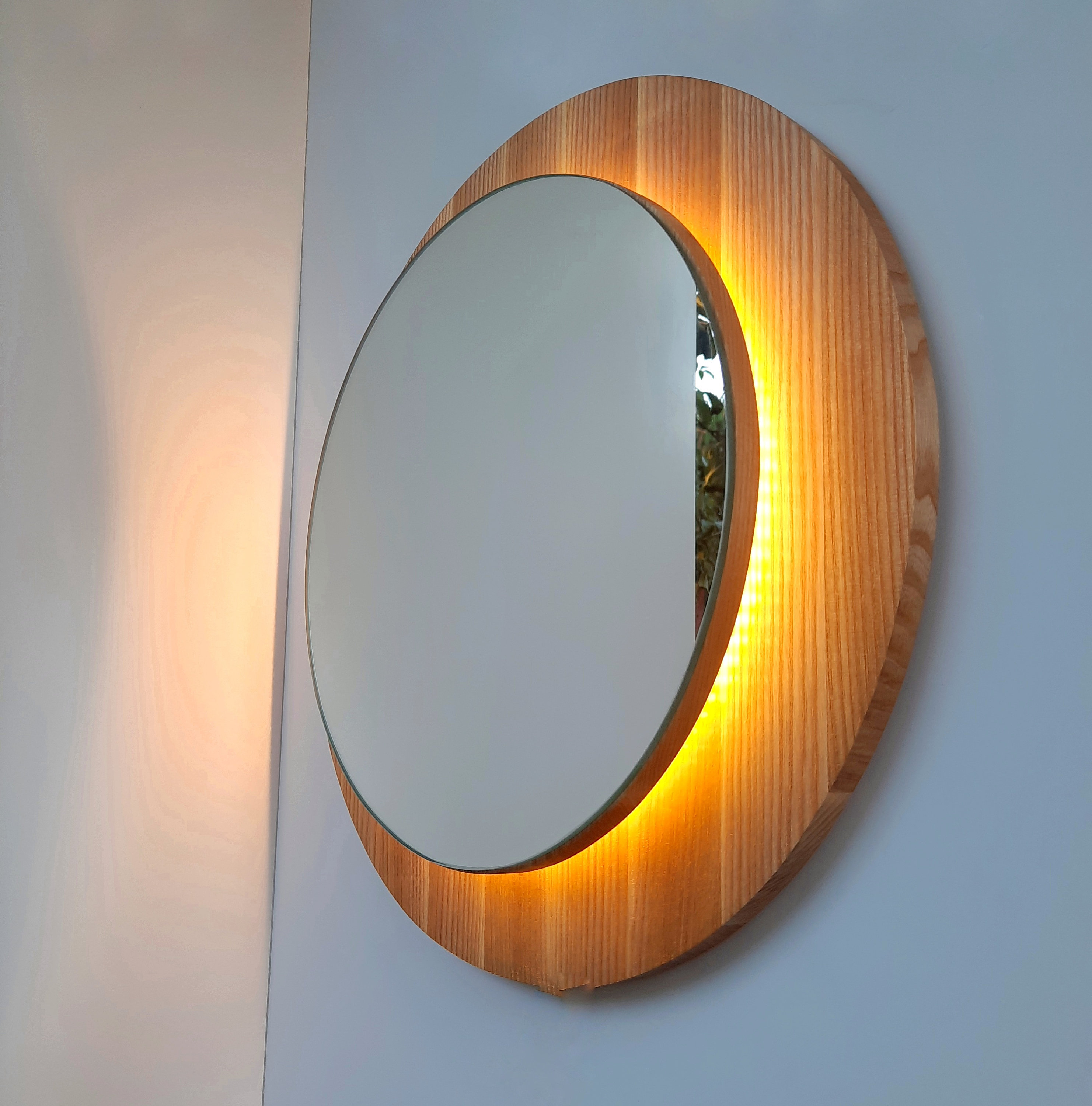 Backlit Mirror Circular Wall Mirror With Lights Round Wood Wall Led ...