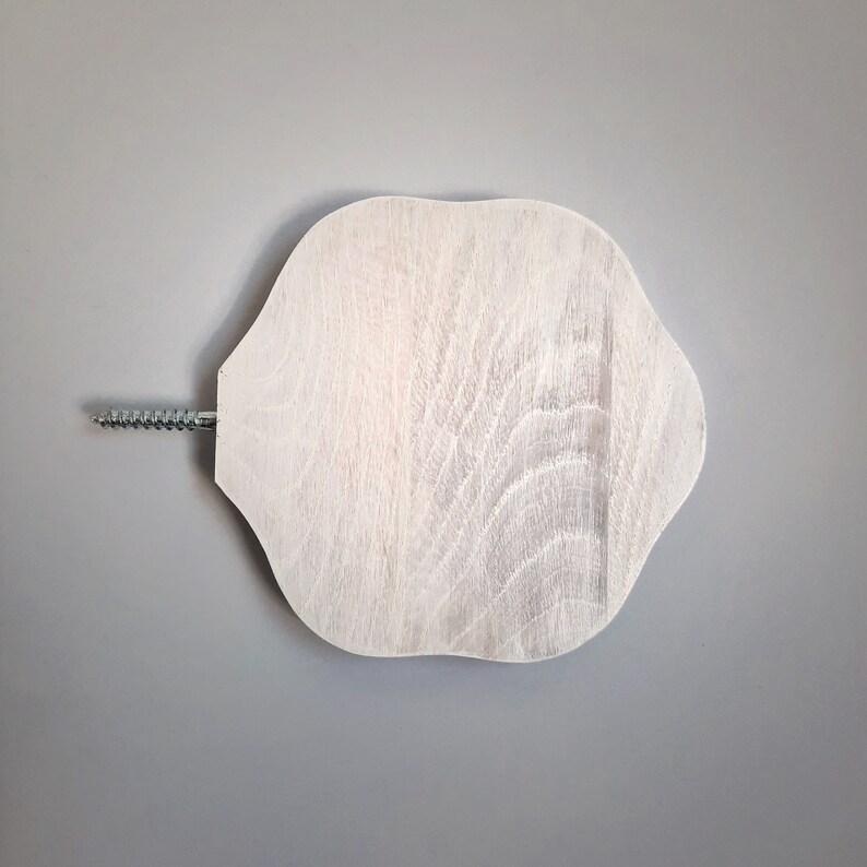 White Wavy Floating Shelf Daisy Wall Plant Shelves Round Plant Stand ...