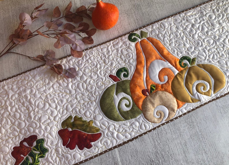 Quilted Thanksgiving Table Runner Pumpkins Bed Topper Leaves - Etsy
