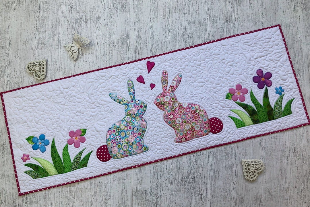 Quilted Loving Easter Bunnies Table Runner, Funny Bunnies Bed Topper ...