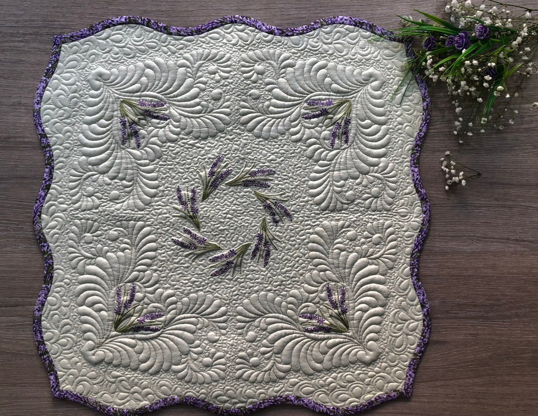 Quilted Easter Table Topper, Quilted Easter Table Runner, Spring Mat ...