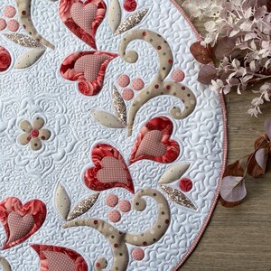 Round Quilted Table Runner With Beige-pink Wreath for Holiday Decor on the Mothers Day, Diameter ...