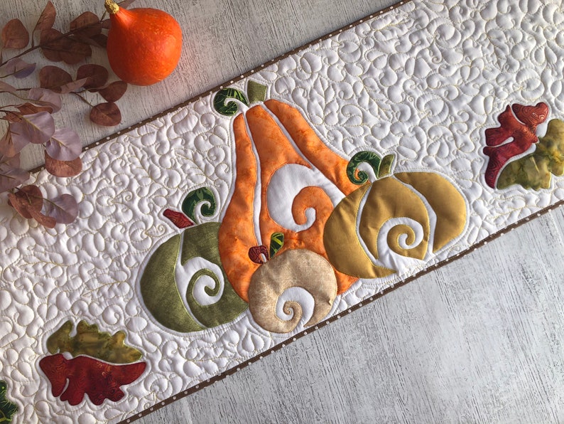 Quilted Thanksgiving Table Runner Pumpkins Bed Topper Leaves - Etsy
