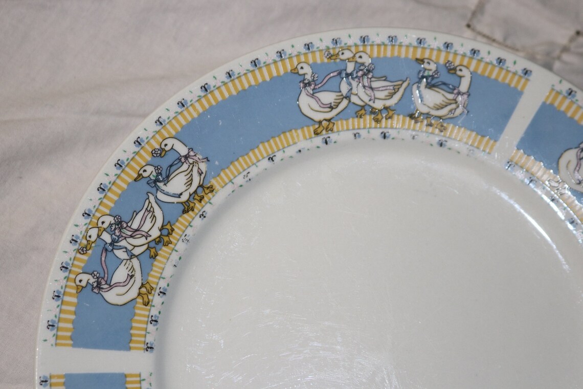 Set of 4 Vintage Ribbon Geese Goose 10 1/4 Dinner Plates | Etsy