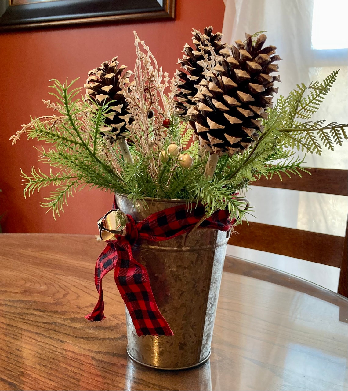Rustic Christmas Centerpiece, Christmas Centerpiece, Winter Pinecones ...
