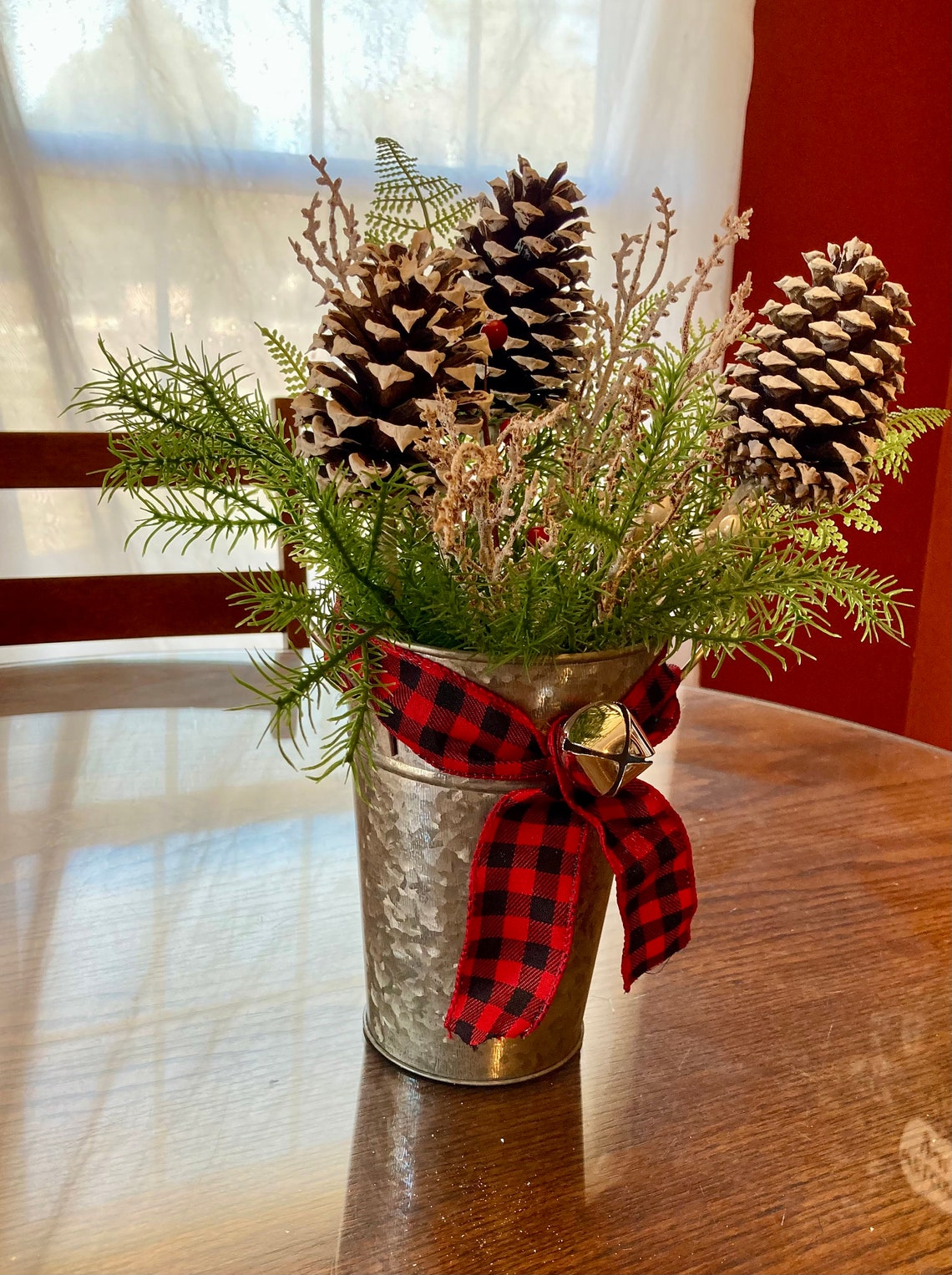 Rustic Christmas Centerpiece, Christmas Centerpiece, Winter Pinecones ...