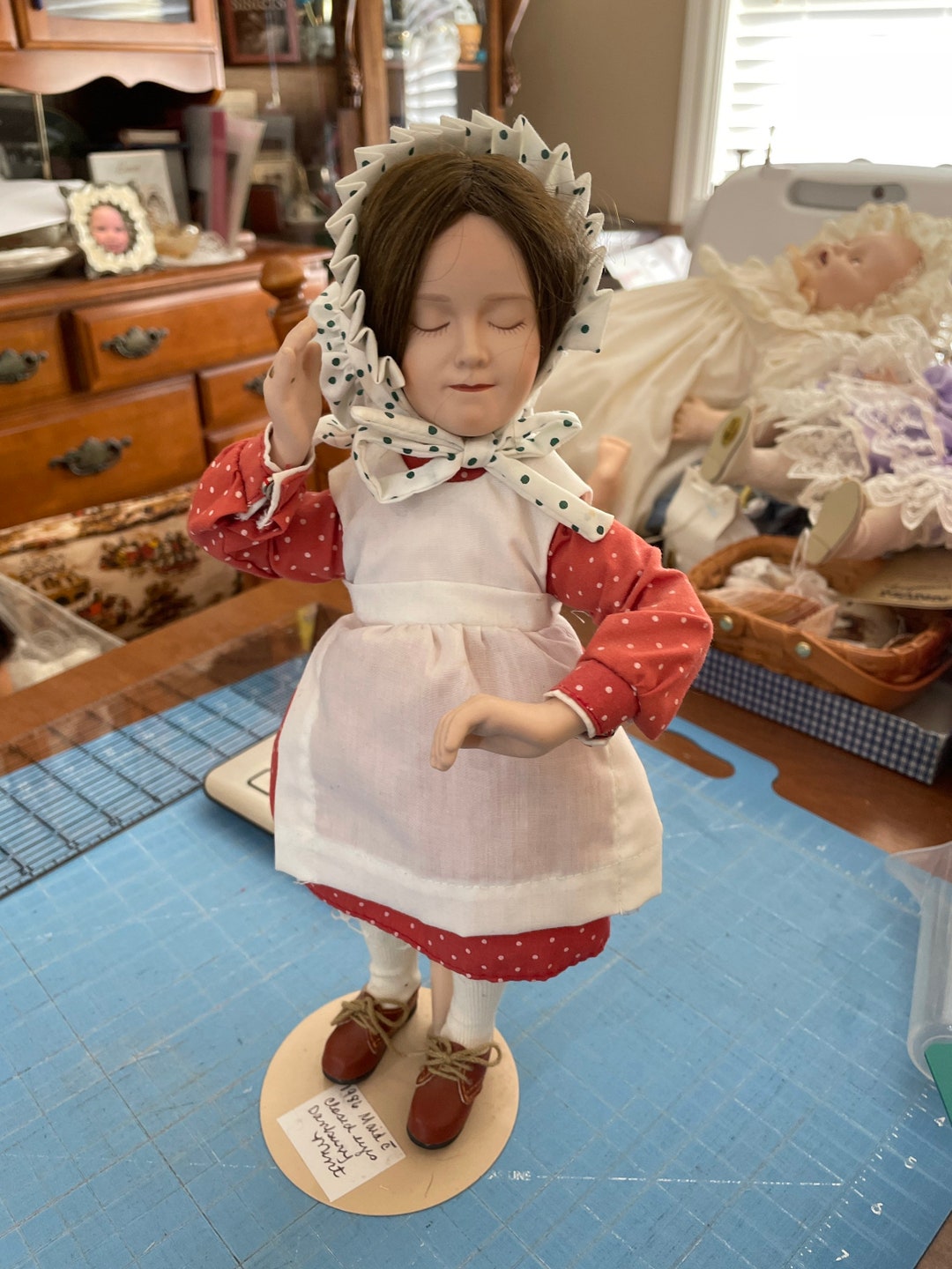 1986 Danbury Mint Maid With Eyes Closed - Etsy