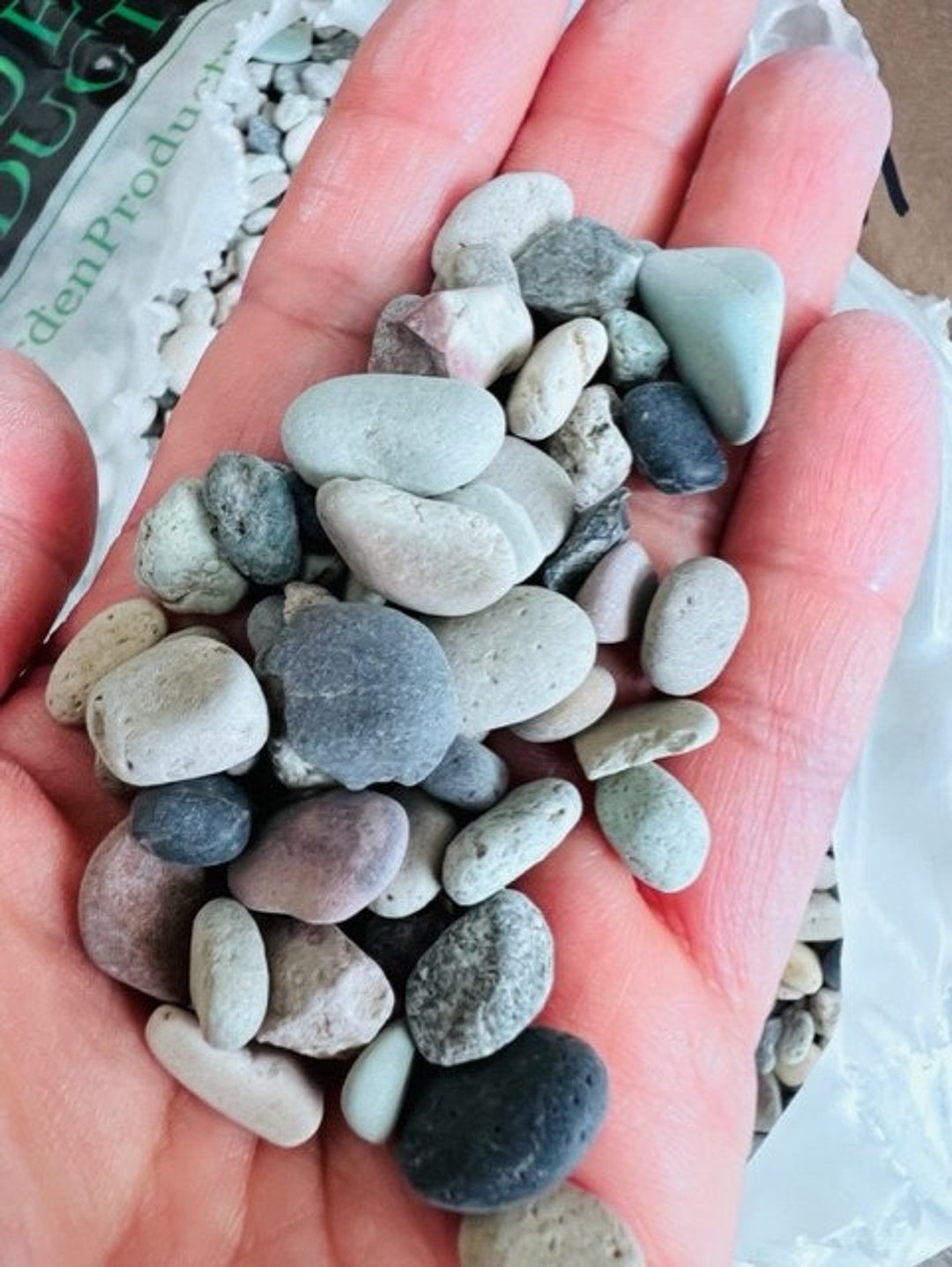 Small Pebbles River Rocks / Pebbles Filler Rocks 1 Lb / Pebbles for ...