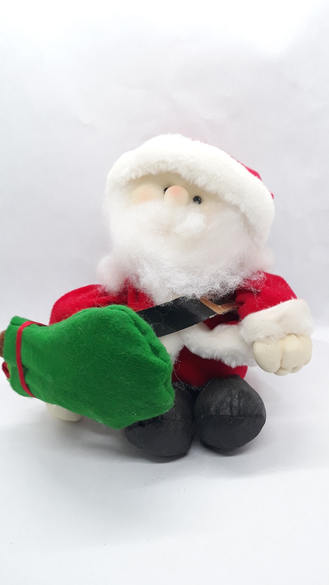 Russ Berrie Santa Wind up Musical Plush Santa Claus is Coming to Town ...