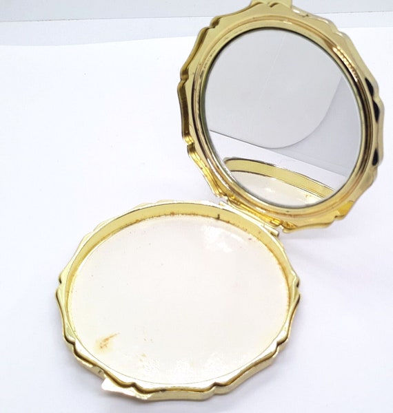 Vintage Gold Tone Edwardian Era Design Compact Hand M… - Gem