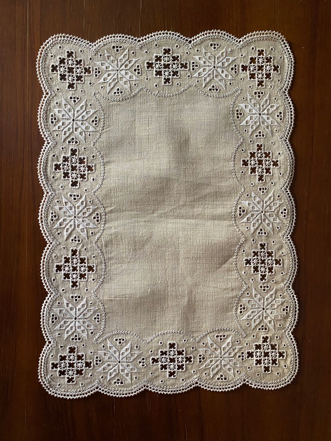 Lefkara Laces - Rectangular Table Cloth, Beige and White Design ...