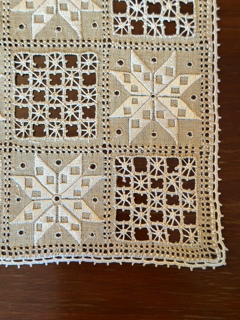 Lefkara Laces - Table Cloth, Detailed Design, Traditional Cypriot ...