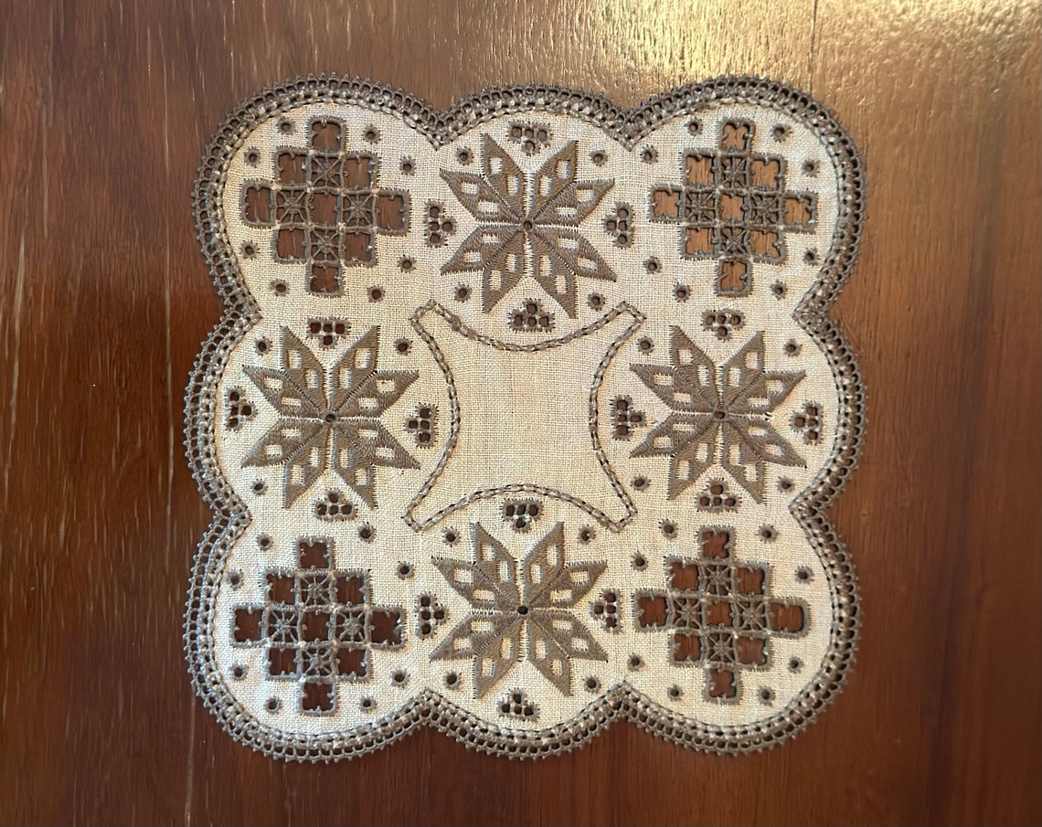 Lefkara Laces - Table Cloth, Detailed Design, Traditional Cypriot ...