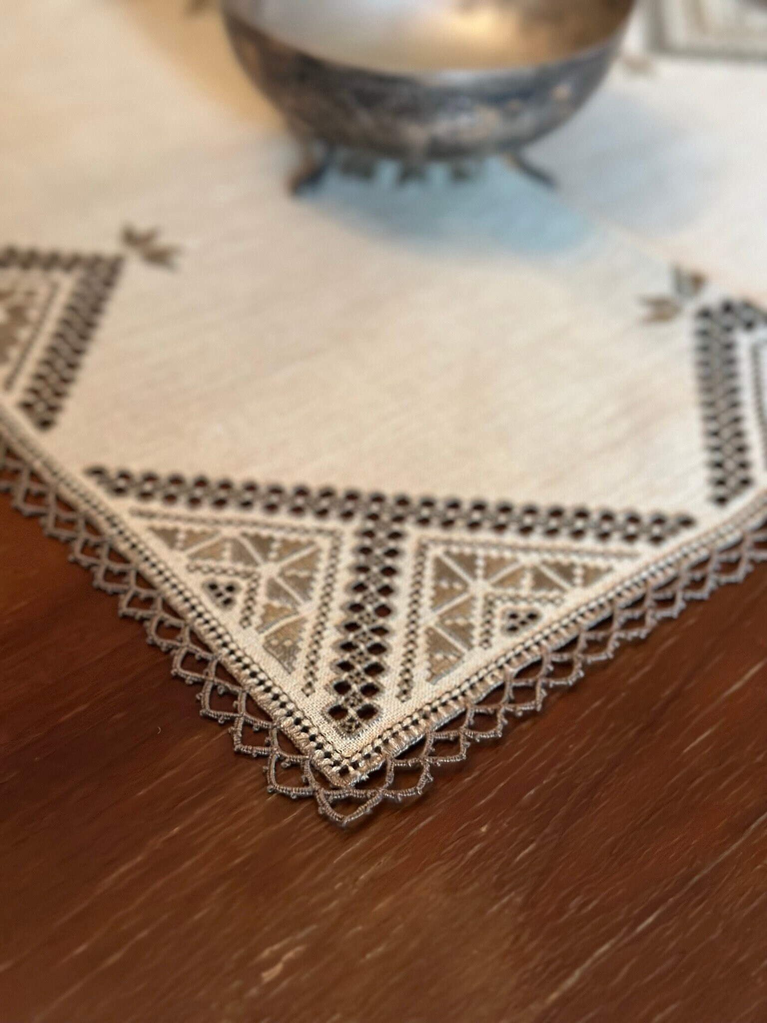 Lefkara Laces - Table Cloth, Detailed Design, Traditional Cypriot ...