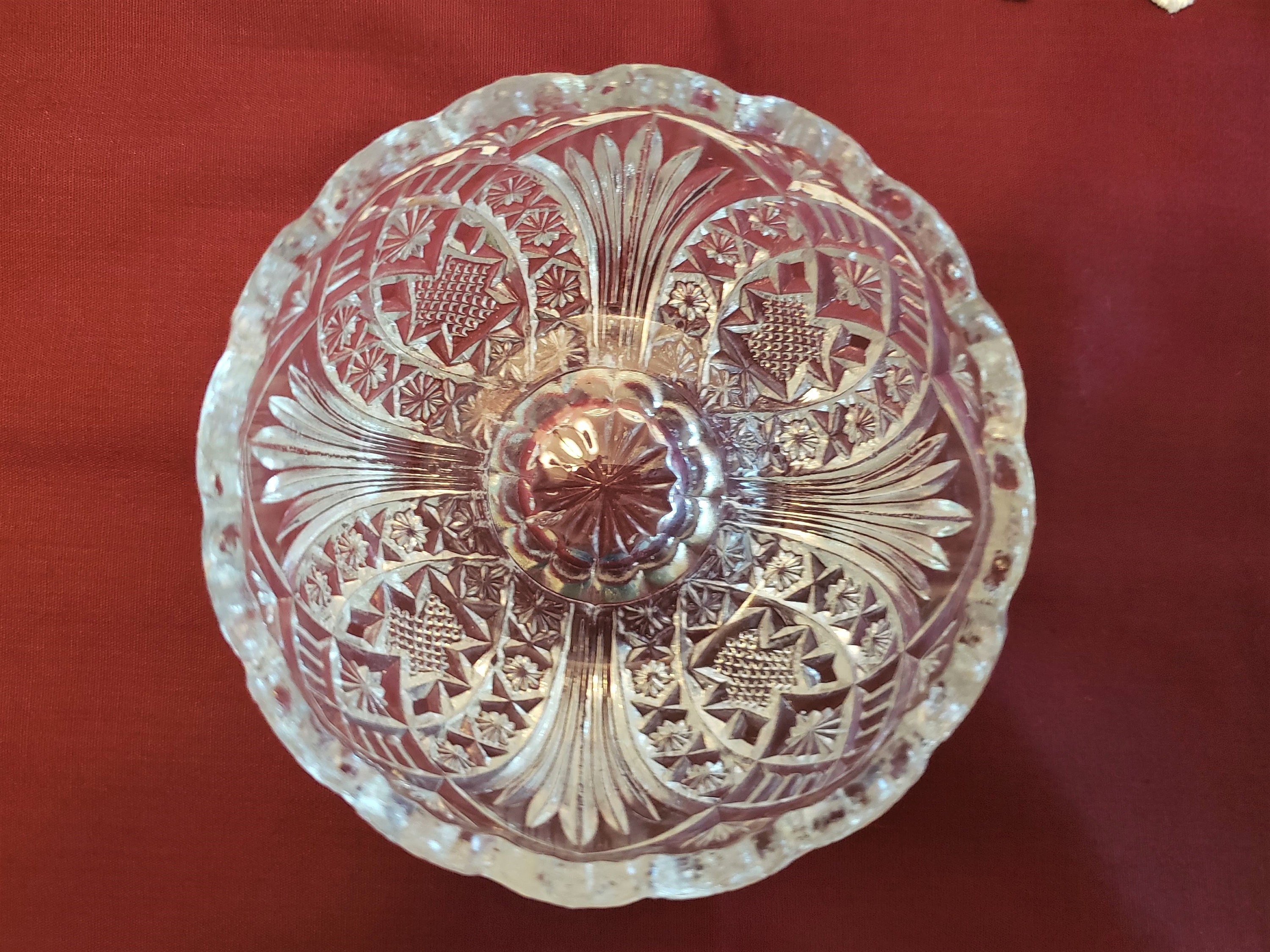 Bryce Higbee Glass Madora Arrowhead in Oval Pattern Low Footed Comport ...