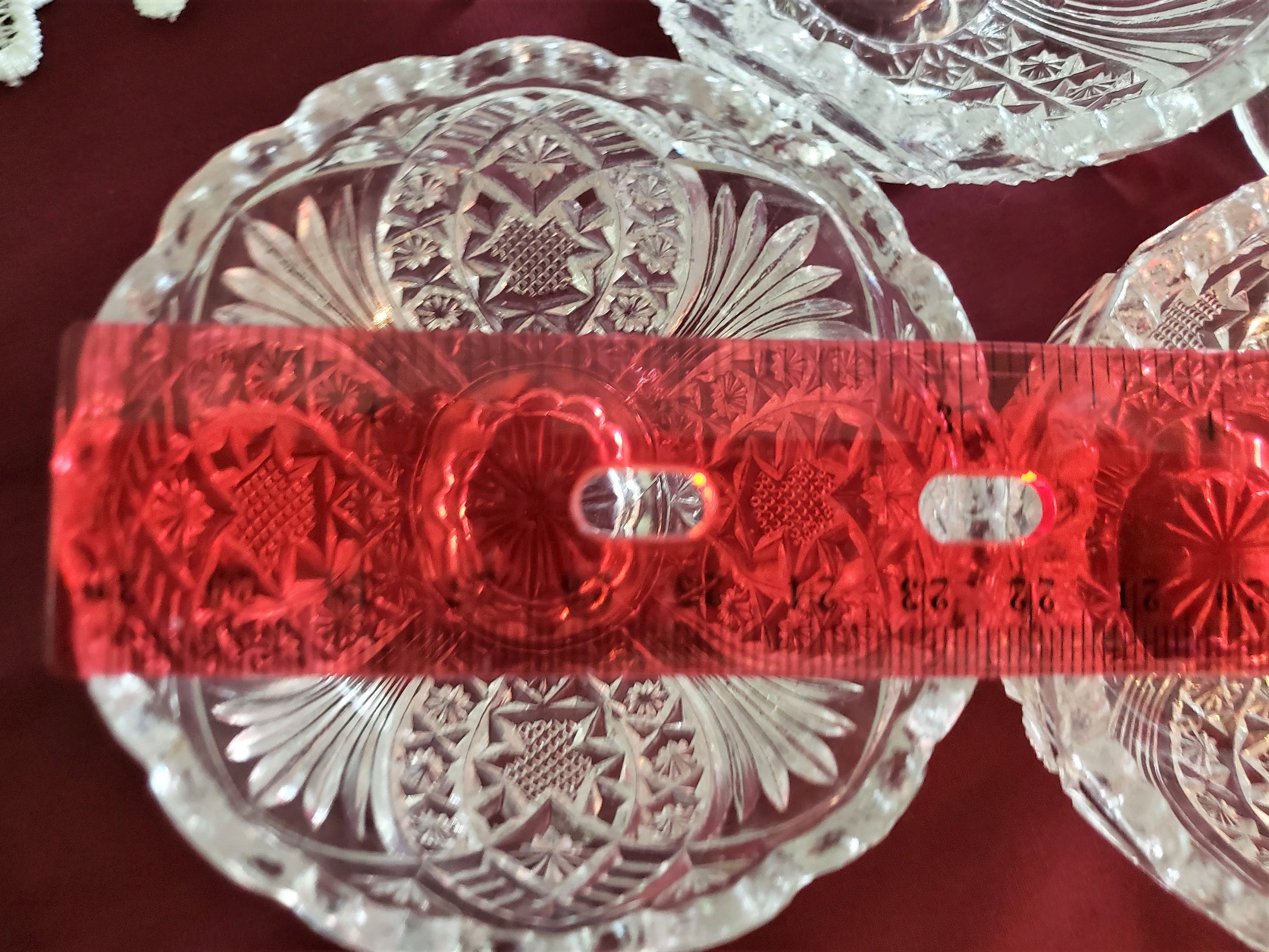 Bryce Higbee Glass Madora Arrowhead in Oval Pattern Low Footed Comport ...