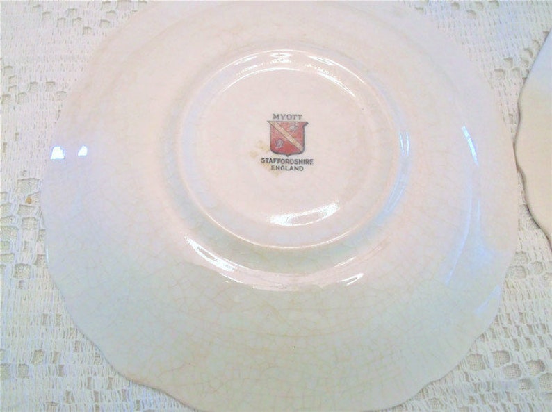 My-oh-my!! Rare Staffordshire Myott Vandyke Set of Five 6 1/4" Saucers ...
