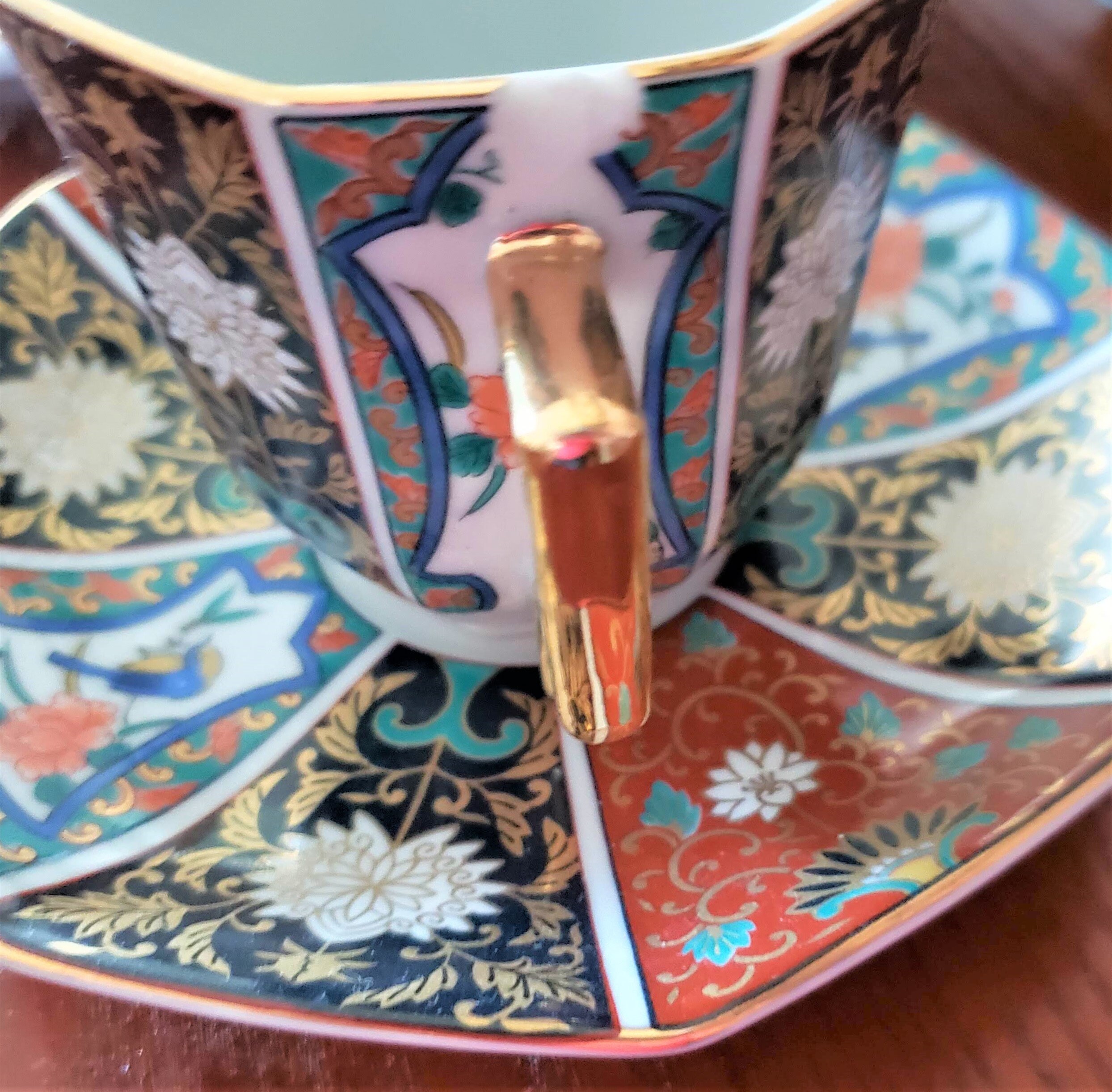 Beautiful Hand-painted Imari Style Tea Cups and Matching Octagonal ...