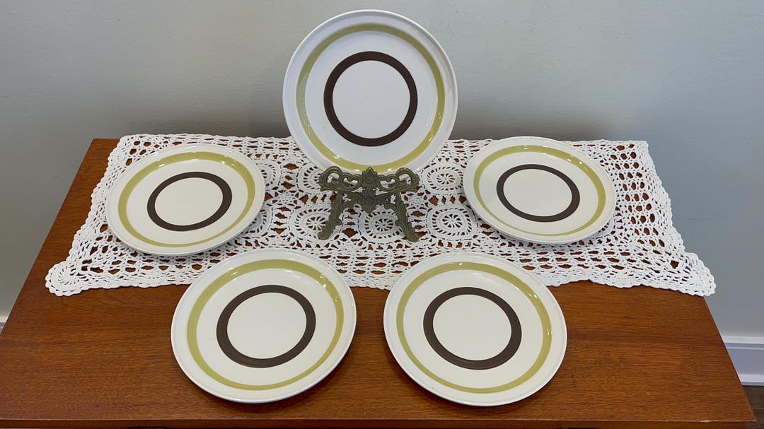VINTAGE - Lot of 5 Carrigaline Pottery Ireland Banded Striped Plates ...