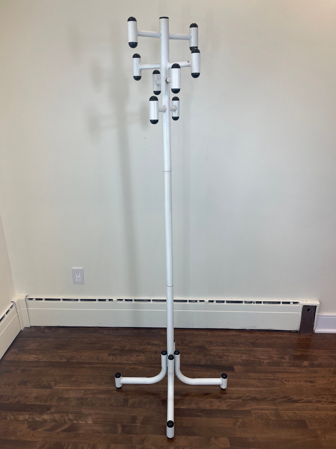 Vintage AMISCO Tubular White Metal Coat Rack Freestanding 68 H Tubular ...