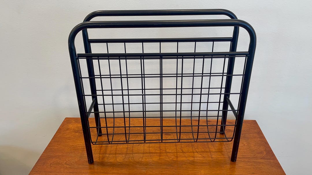 Vintage Metal Wire Magazine Rack | Black Metal Grid Magazine Holder ...