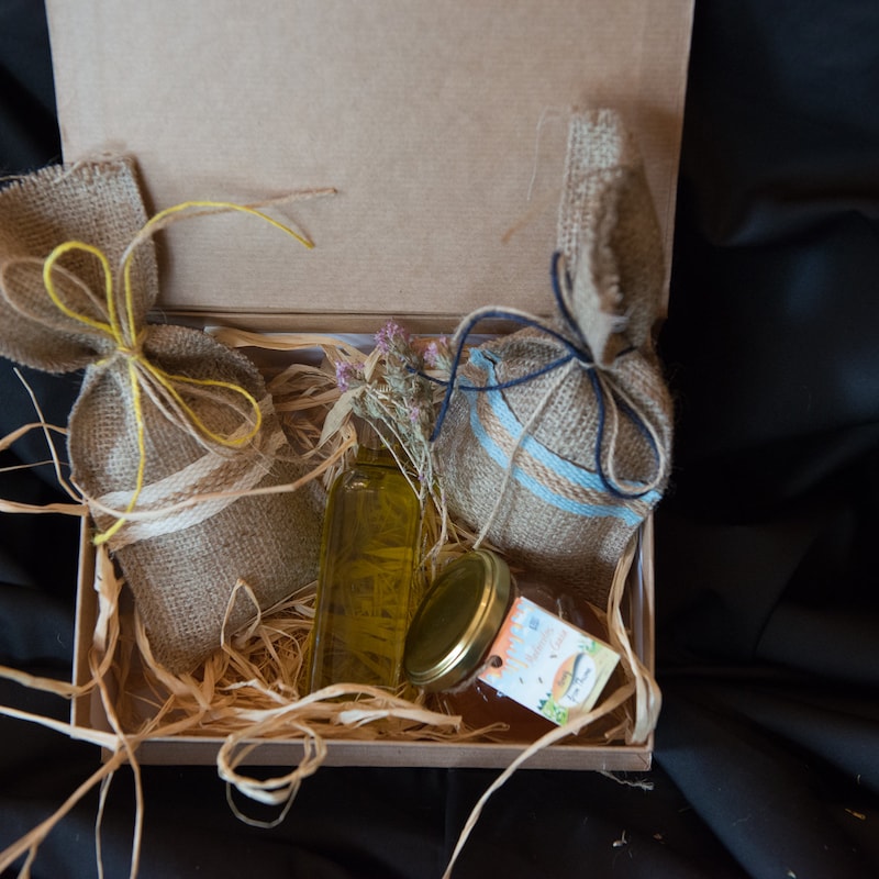 Olive Oil Gift Baskets - 60+ Gift Ideas for 2026