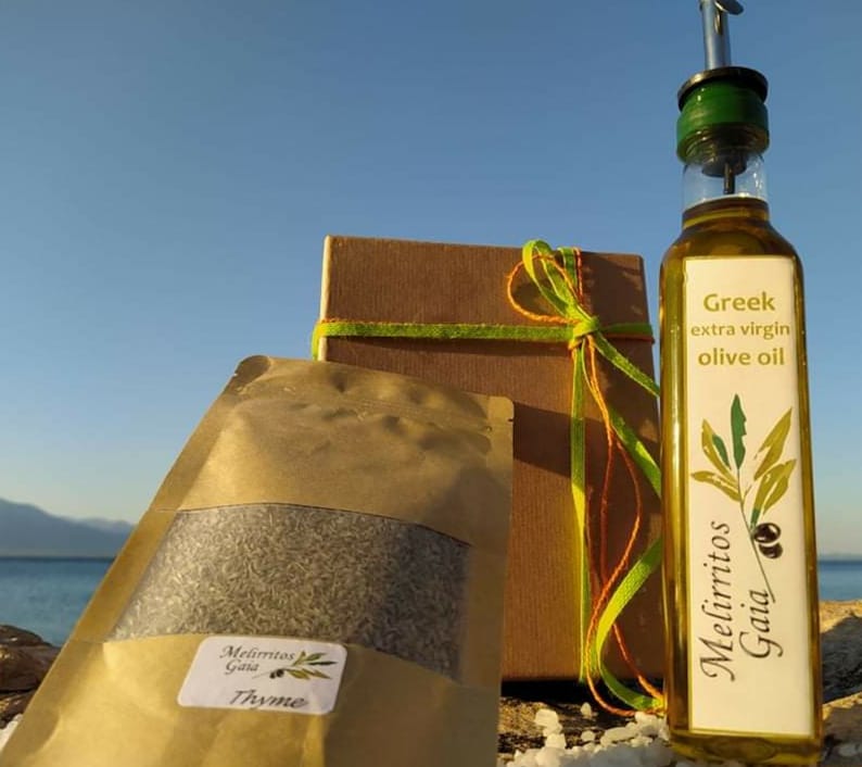 Greek Gift Box, 250 Ml Greek Olive Oil, Wild Thyme, Wild Oregano Herb ...