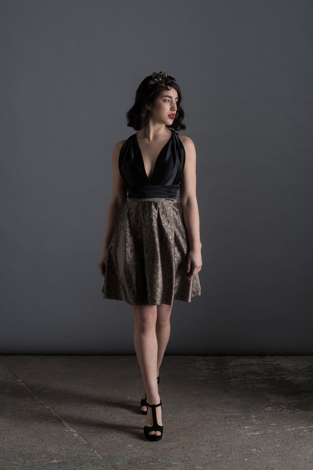 FORMAL DRESS - Short Dress With V-shaped Neckline Made of Jacquard ...