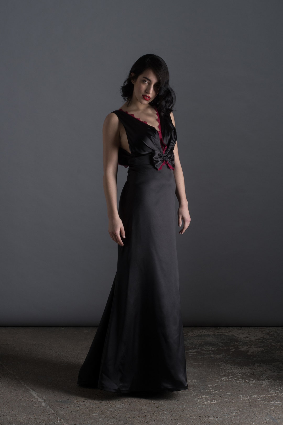 FORMAL DRESS A-line Silhouette and Charming V-shaped Neckline on the ...