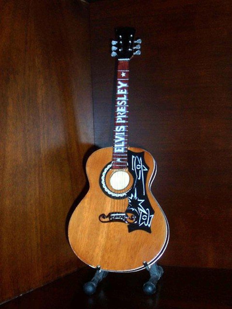 ELVIS PRESLEY Mini Acoustic Guitar Memorabilia Free Stand Display Gift ...