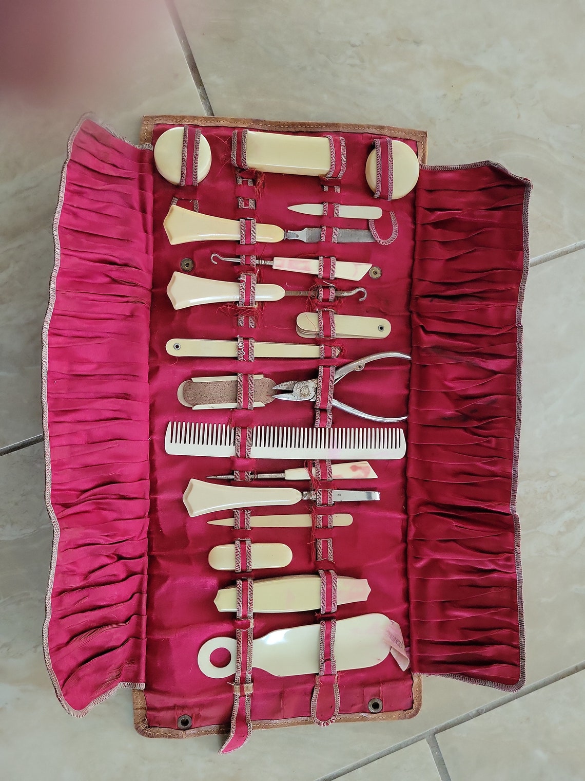 Vintage 18 Piece Manicure Set From the 1920's. It is a Fold Over to ...