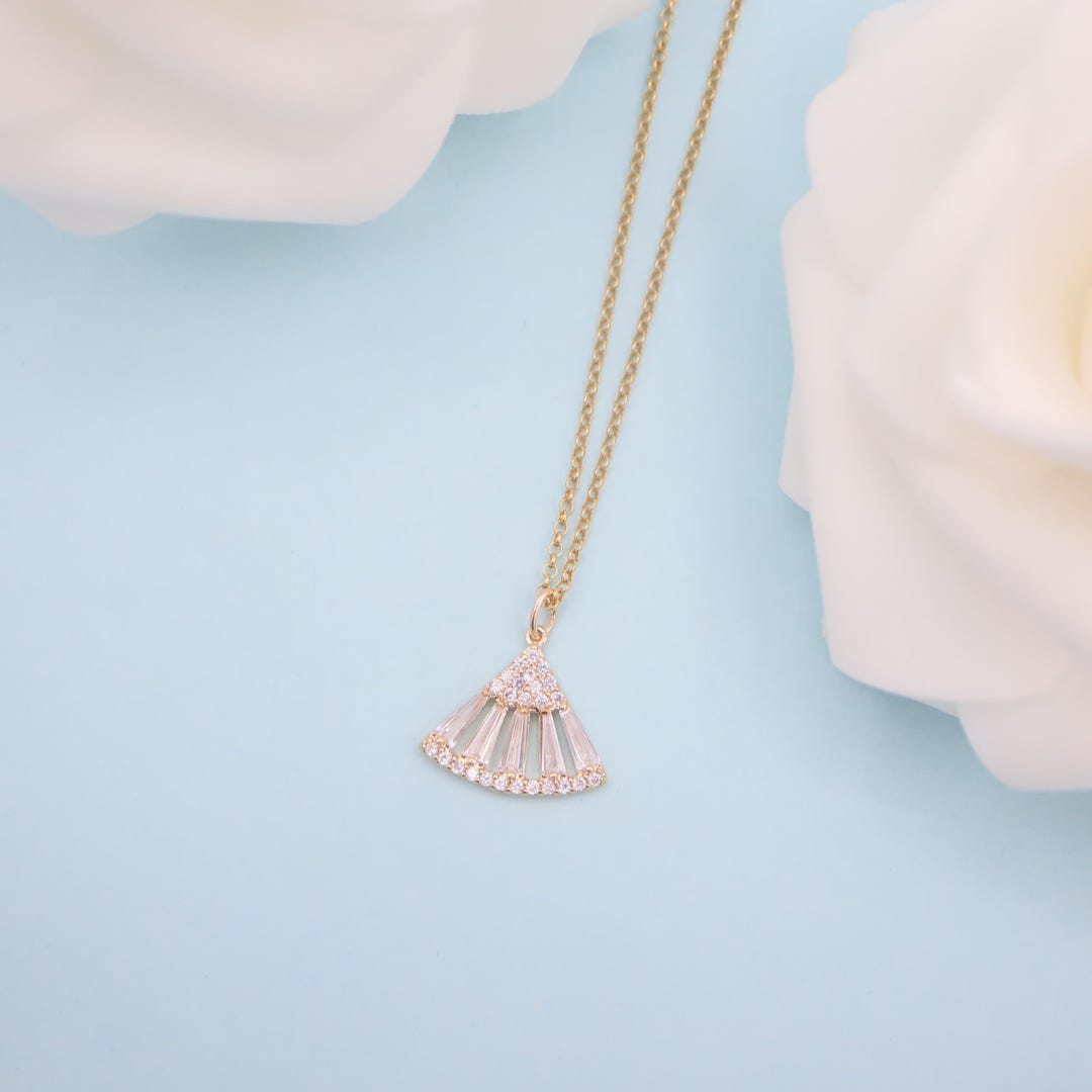 Vintage Diamond Fan Pendant Necklace, Baguette Cut Diamond, 14K Gold ...