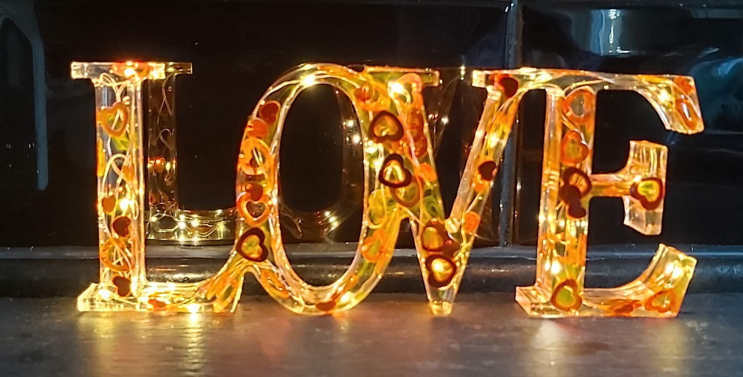 LOVE Resin, Free Standing, LIGHT UP optional Sign, 20 X 8 X 2cms ...