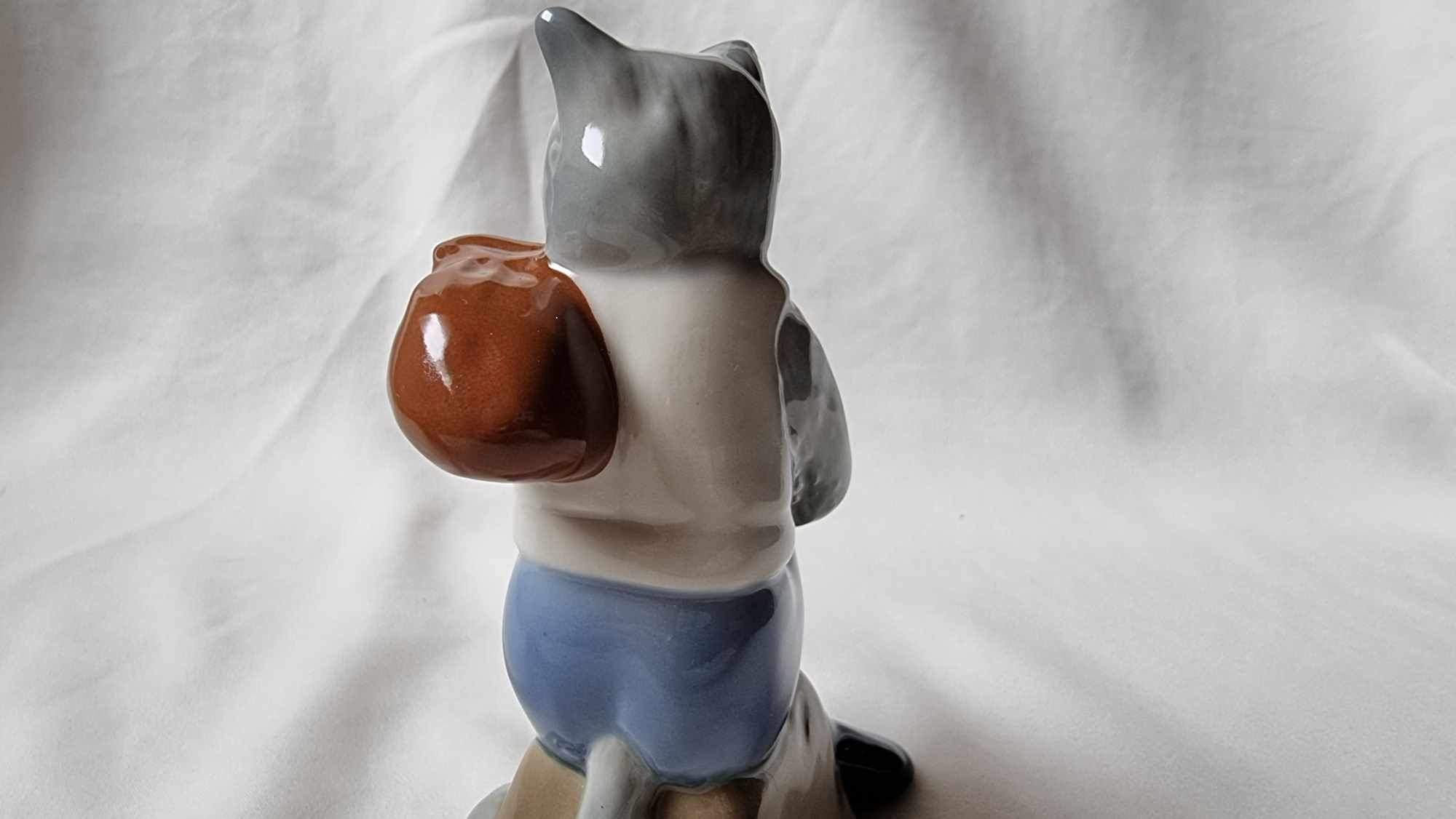 Cat Figurine, Wade Figurine, Wade Cat, Porcelain Cat, Pottery Cat ...