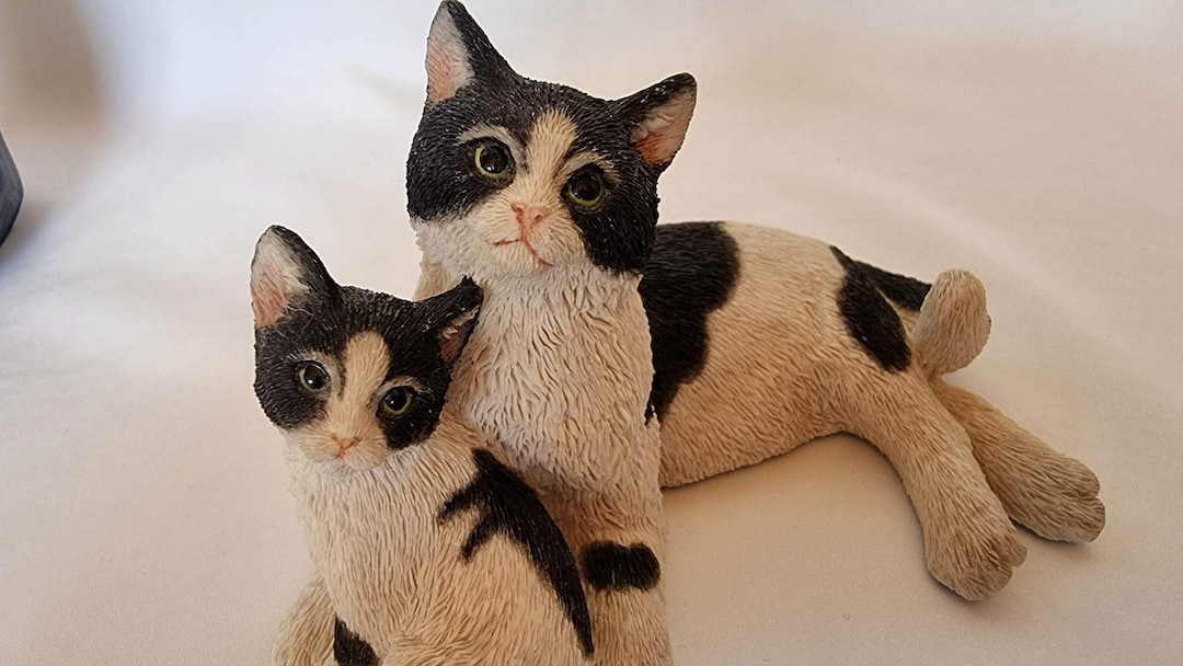 Sherratt and Simpson Cat, Sherratt and Simpson, Black and White Cat ...