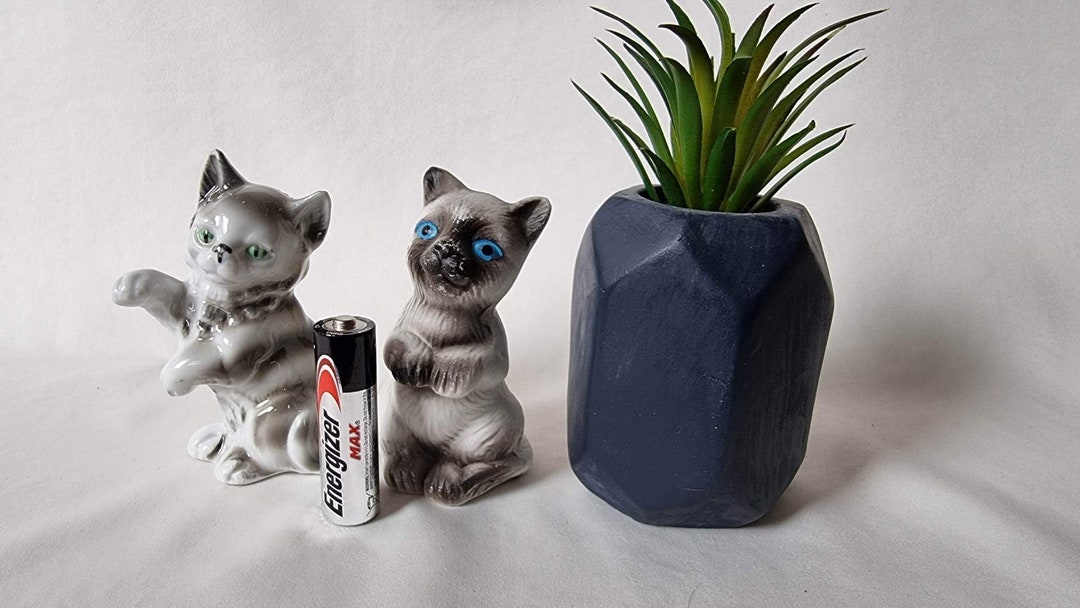 Grey Cat Figurine, Cat Figurine, Porcelain Cat Figurine, Pottery Cat ...