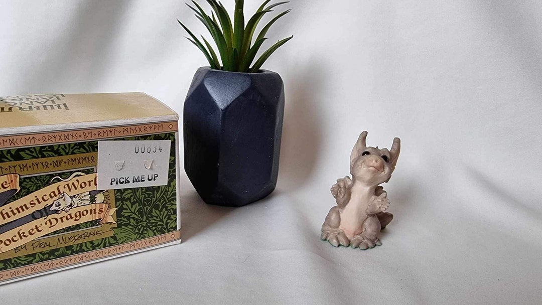 Pocket Dragon, Real Musgrave, Dragon Figurine - Etsy
