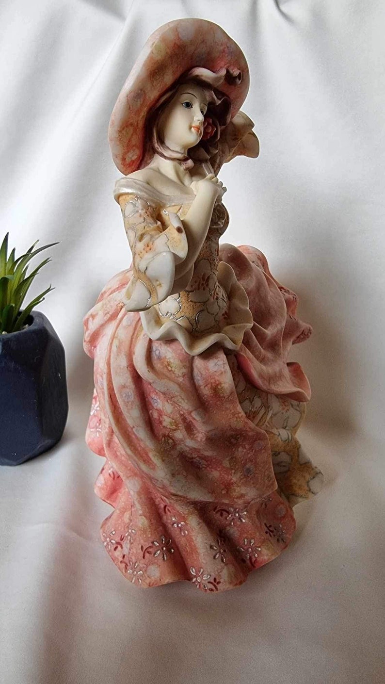 Lady Figurine, Leonardo Collection, Leonardo Figurine, Lady Statue - Etsy