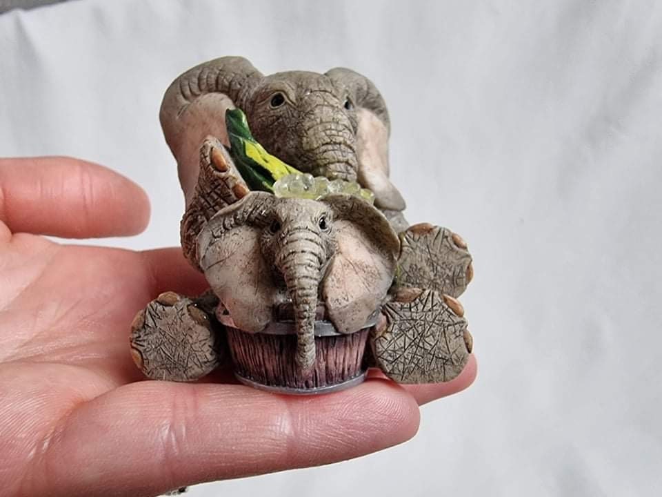 Tuskers Elephant Small Elephant Figurine Resin Elephant - Etsy