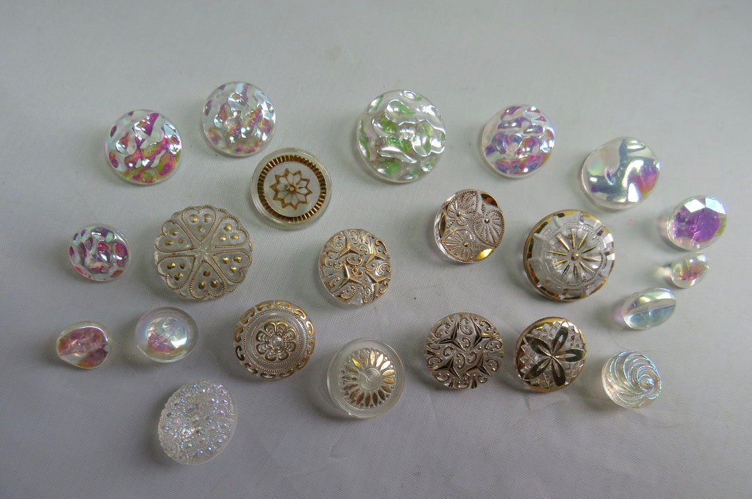 22 Vintage Glass Buttons Luster & Clear W/ Gilt Accents. WY29 - Etsy