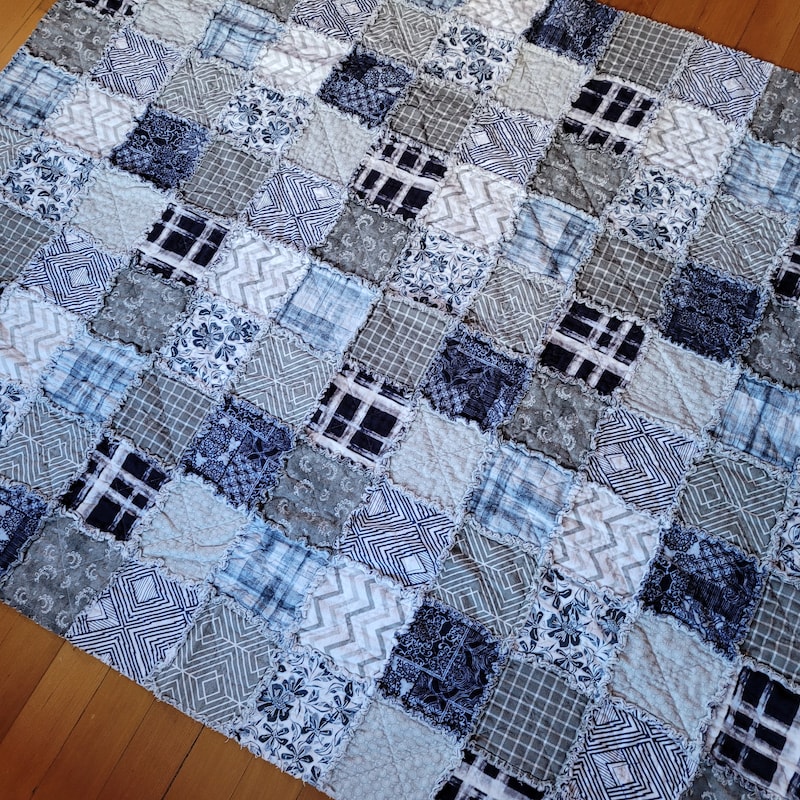 Primitive Rag Quilt - Etsy