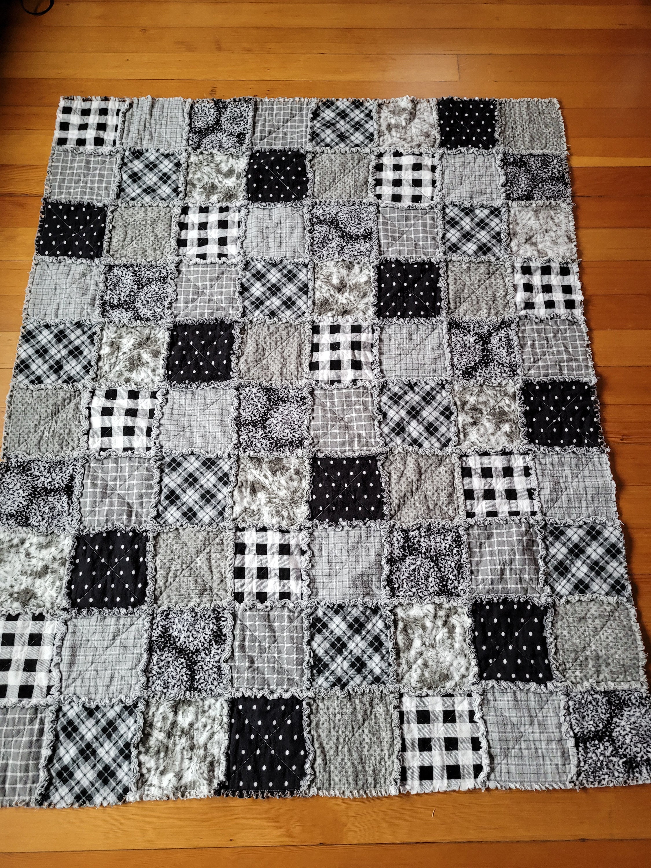 Handmade Flannel Rag Quilt Gray, Black & White 17 60 in X 48in - Etsy