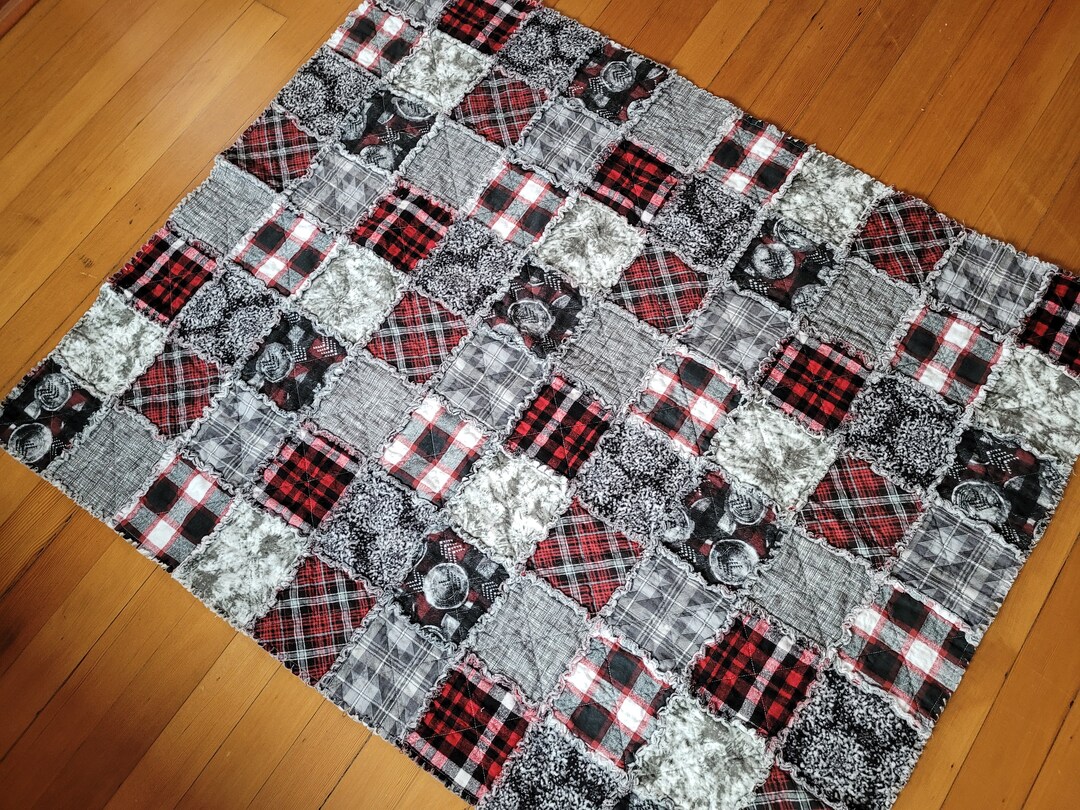 Handmade Flannel Rag Quilt: Red, Black, and White (60 in X 48 In) #13 ...